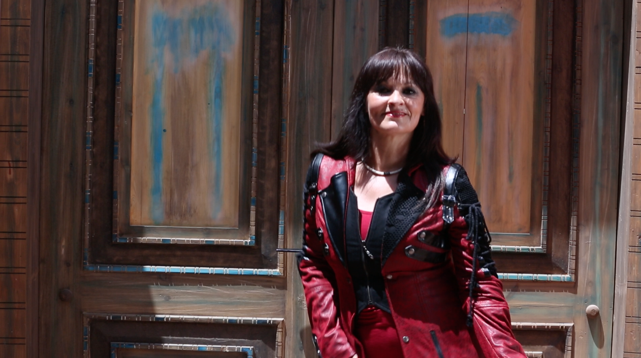 Lady Volcano’s neuer großer Hit: „Biker to the Bone“ – Lady Volcano